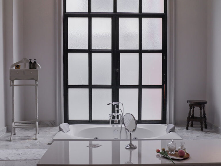 Different Types of Privacy Glass